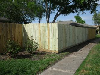 Pine Privacy w/Rot Board Fences Pictures and Photos