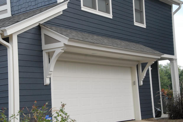 Colonial Garage in Odenton - grey asphalt shingle roof, white trim | by ...